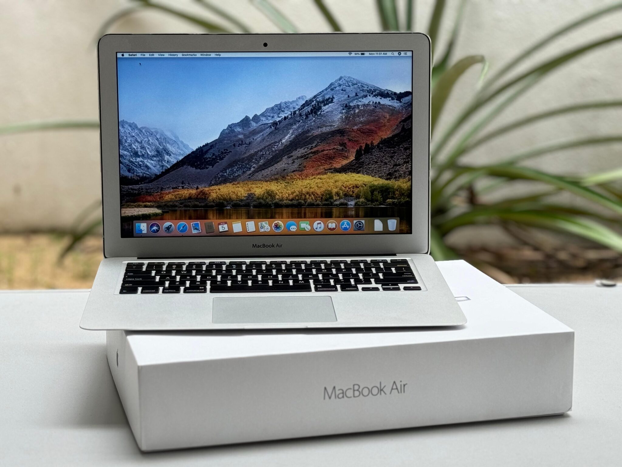 Apple MacBook Air 13 - inch |Dual-Core Intel Core i5 | 8GB LPDDR3 RAM ...
