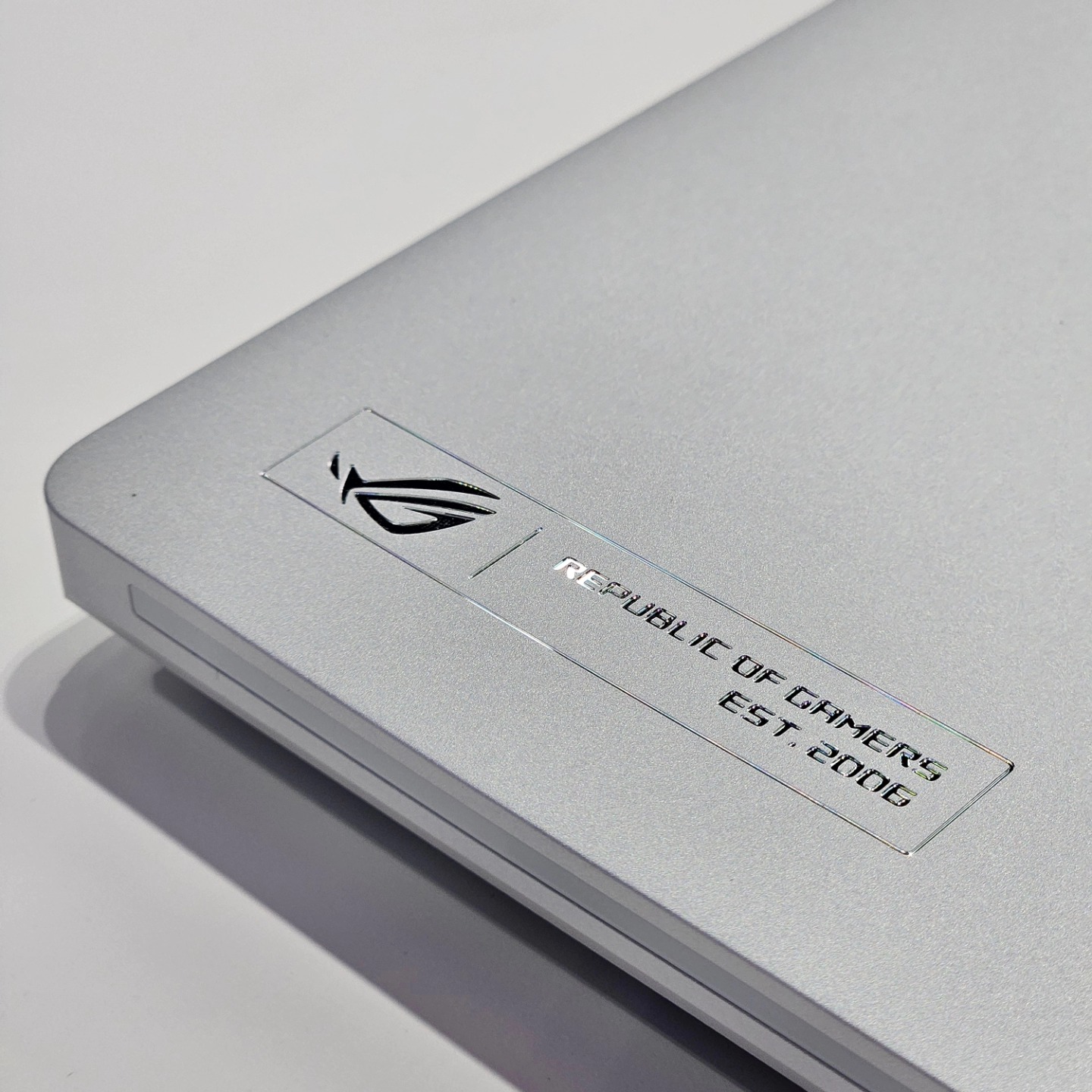 {Brand New} ASUS ROG Zephyrus G14 GA403UM (Ryzen 9 270 - 15th Gen) (RTX ...